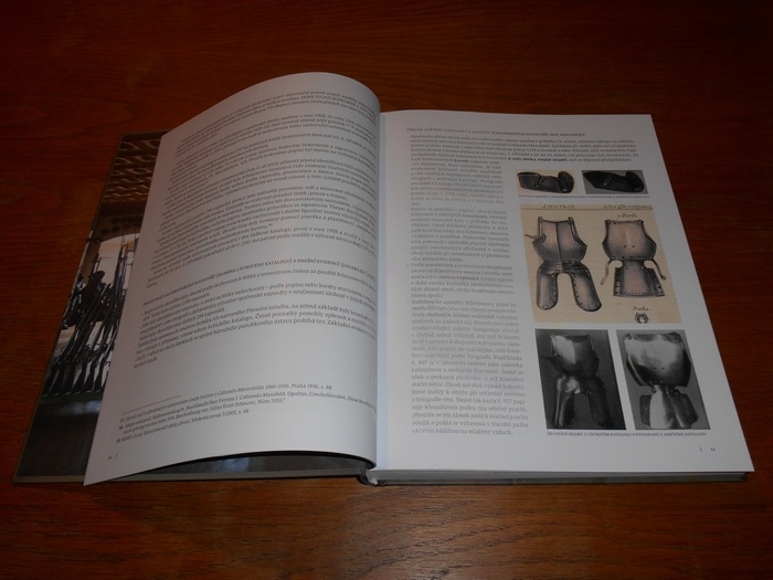 K dostání je nová kniha na téma opočenské zámecké zbrojnice